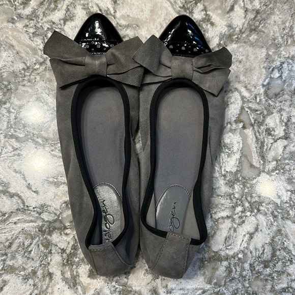 Halogen | Shoes | Worn Once Beautiful And Dainty Ballet Flats | Poshmark